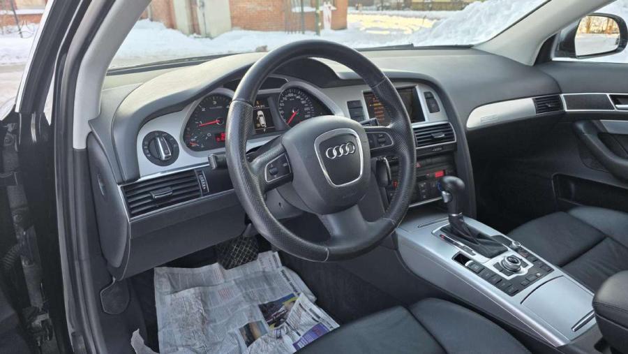 Black Audi A6 Allroad 2010 in Siauliai, with an engine capacity of 2.97 L and mileage of 290 thousand km for 6250 €, photo 21 on AUTOMOTO.COM.LV