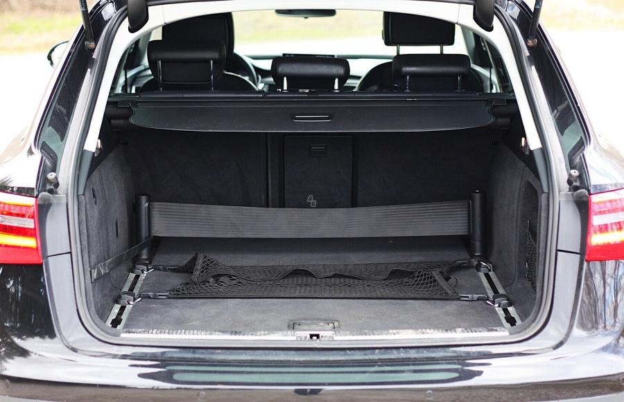 Black Audi A6 Allroad 2012 in Petrikaiciai, with an engine capacity of 3.00 L and mileage of 247 thousand km for 12499 €, photo 17 on AUTOMOTO.COM.LV