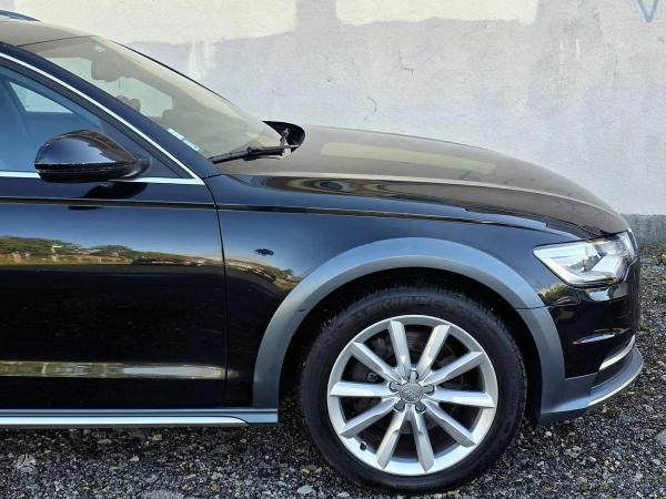 Black Audi A6 Allroad 2012 in Siauliai, with an engine capacity of 2.97 L and mileage of 243 thousand km for 11200 €, photo 3 on AUTOMOTO.COM.LV