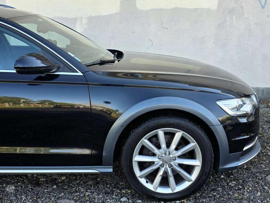 Melns Audi A6 Allroad 2012 Šauļi, ar dzinēja tilpumu 2.97 L un nobraukumu 243 tūkst. km par 10800 €, foto 4 vietnē AUTOMOTO.COM.LV