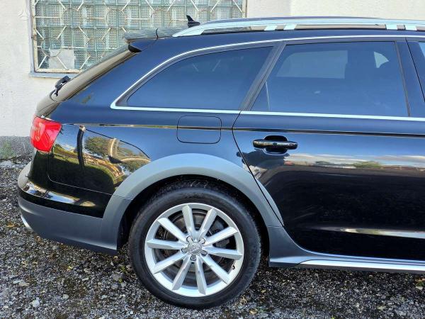 Black Audi A6 Allroad 2012 in Siauliai, with an engine capacity of 2.97 L and mileage of 243 thousand km for 11200 €, photo 4 on AUTOMOTO.COM.LV