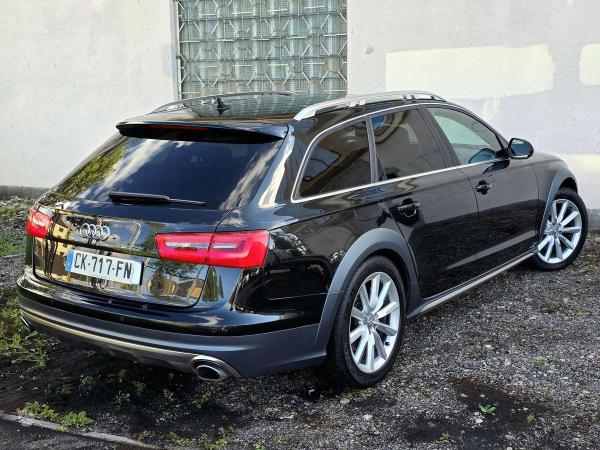 Black Audi A6 Allroad 2012 in Siauliai, with an engine capacity of 2.97 L and mileage of 243 thousand km for 11200 €, photo 5 on AUTOMOTO.COM.LV