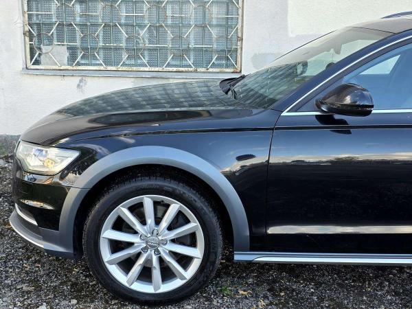 Black Audi A6 Allroad 2012 in Siauliai, with an engine capacity of 2.97 L and mileage of 243 thousand km for 11200 €, photo 9 on AUTOMOTO.COM.LV