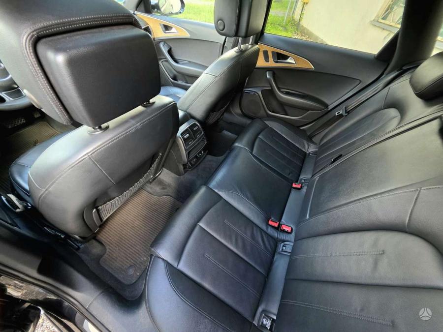 Melns Audi A6 Allroad 2012 Šauļi, ar dzinēja tilpumu 2.97 L un nobraukumu 243 tūkst. km par 10800 €, foto 24 vietnē AUTOMOTO.COM.LV