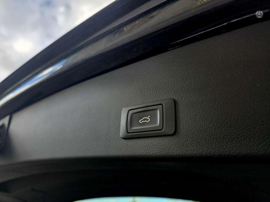 Melns Audi A6 Allroad 2012 Šauļi, ar dzinēja tilpumu 2.97 L un nobraukumu 243 tūkst. km par 10800 €, foto 39 vietnē AUTOMOTO.COM.LV