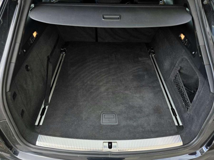 Melns Audi A6 Allroad 2012 Šauļi, ar dzinēja tilpumu 2.97 L un nobraukumu 243 tūkst. km par 10800 €, foto 40 vietnē AUTOMOTO.COM.LV
