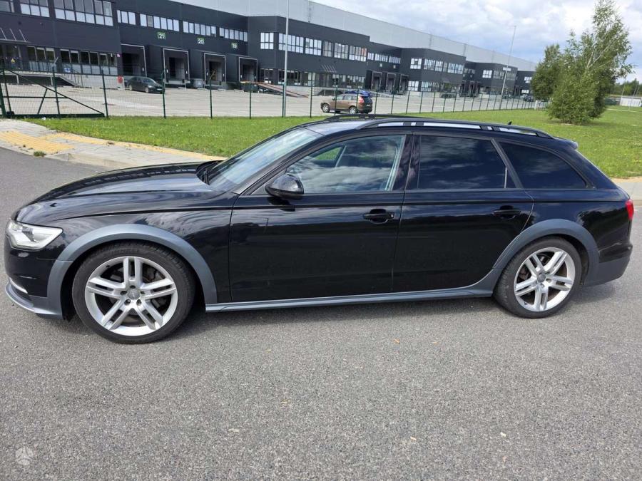 Black Audi A6 Allroad 2012 in Vilnius, with an engine capacity of 2.97 L and mileage of 324 thousand km for 10300 €, photo 5 on AUTOMOTO.COM.LV