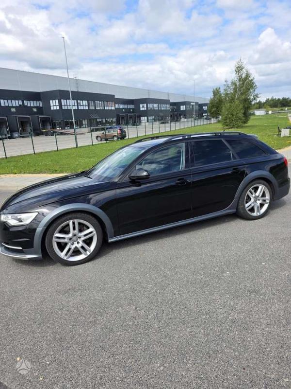 Black Audi A6 Allroad 2012 in Vilnius, with an engine capacity of 2.97 L and mileage of 324 thousand km for 10300 €, photo 7 on AUTOMOTO.COM.LV