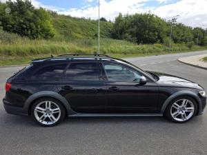 Black Audi A6 Allroad 2012 in Vilnius, with an engine capacity of 2.97 L and mileage of 324 thousand km for 10300 €, photo 9 on AUTOMOTO.COM.LV