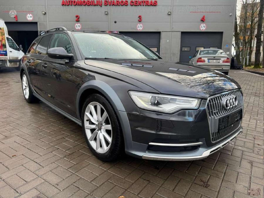 Melns Audi A6 Allroad 2013 Kauņa, ar dzinēja tilpumu 3.00 L un nobraukumu 268 tūkst. km par 12850 €, foto 1 vietnē AUTOMOTO.COM.LV