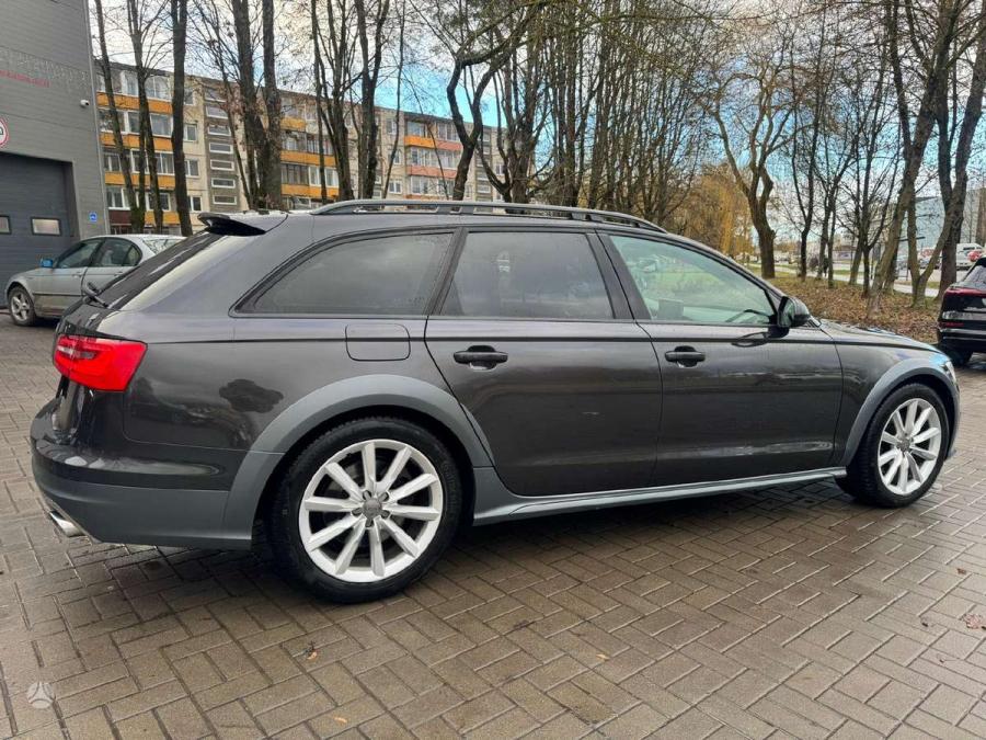 Melns Audi A6 Allroad 2013 Kauņa, ar dzinēja tilpumu 3.00 L un nobraukumu 268 tūkst. km par 12850 €, foto 8 vietnē AUTOMOTO.COM.LV