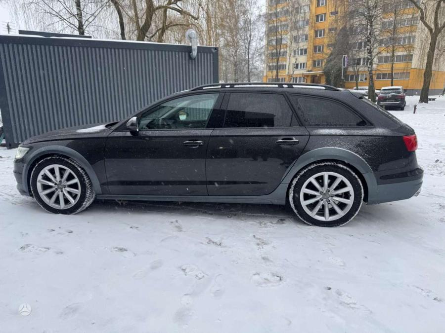 Black Audi A6 Allroad 2013 in Kaunas, with an engine capacity of 2.97 L and mileage of 267 thousand km for 10750 €, photo 9 on AUTOMOTO.COM.LV