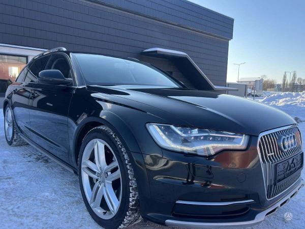 Black Audi A6 Allroad 2013 in Kaunas, with an engine capacity of 2.97 L and mileage of 298 thousand km for 12290 €, photo 1 on AUTOMOTO.COM.LV