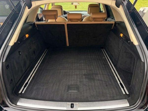 Black Audi A6 Allroad 2013 in Siauliai, with an engine capacity of 2.97 L and mileage of 376 thousand km for 10800 €, photo 5 on AUTOMOTO.COM.LV