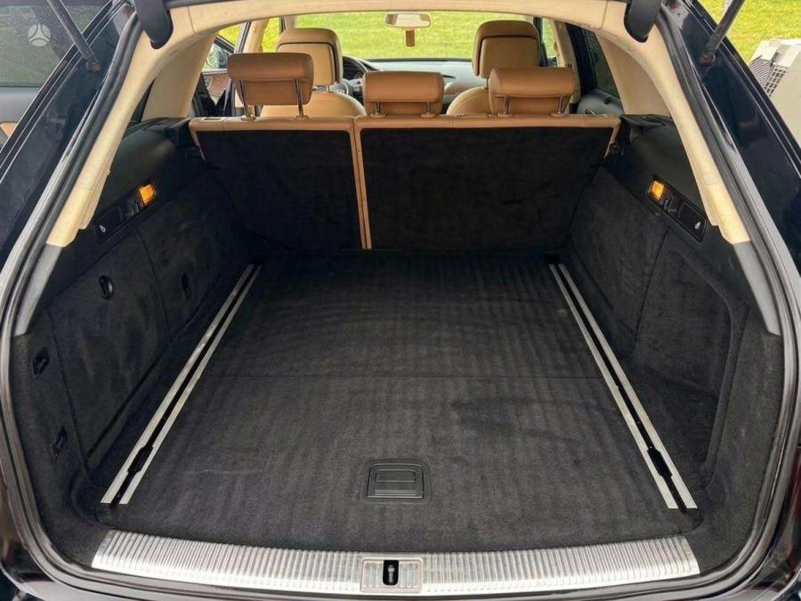 Black Audi A6 Allroad 2013 in Siauliai, with an engine capacity of 2.97 L and mileage of 376 thousand km for 10800 €, photo 6 on AUTOMOTO.COM.LV
