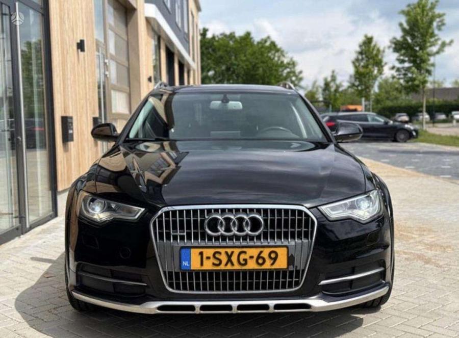 Melns Audi A6 Allroad 2013 Kauņa, ar dzinēja tilpumu 2.97 L un nobraukumu 289 tūkst. km par 11650 €, foto 3 vietnē AUTOMOTO.COM.LV