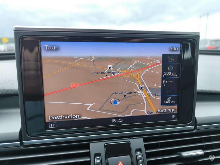 Black Audi A6 Allroad 2013 in Vilnius, with an engine capacity of 2.97 L and mileage of 278 thousand km for 10500 €, photo 27 on AUTOMOTO.COM.LV