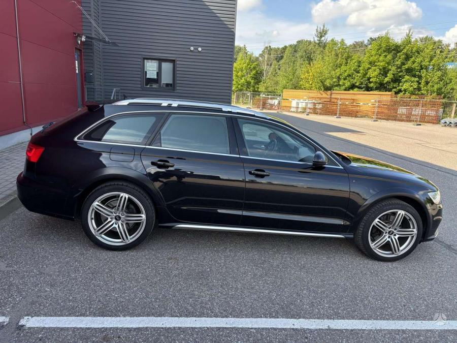 Melns Audi A6 Allroad 2013 Kauņa, ar dzinēja tilpumu 3.00 L un nobraukumu 284 tūkst. km par 11950 €, foto 9 vietnē AUTOMOTO.COM.LV