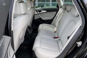 Black Audi A6 Allroad 2013 in Vilnius, with an engine capacity of 3.00 L and mileage of 267 thousand km for 11350 €, photo 7 on AUTOMOTO.COM.LV