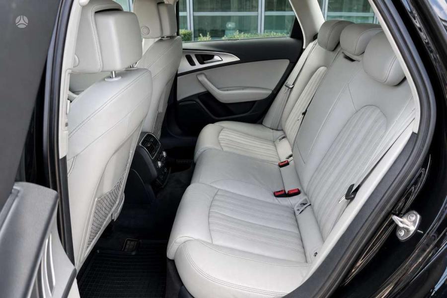 Black Audi A6 Allroad 2013 in Vilnius, with an engine capacity of 3.00 L and mileage of 267 thousand km for 11350 €, photo 7 on AUTOMOTO.COM.LV