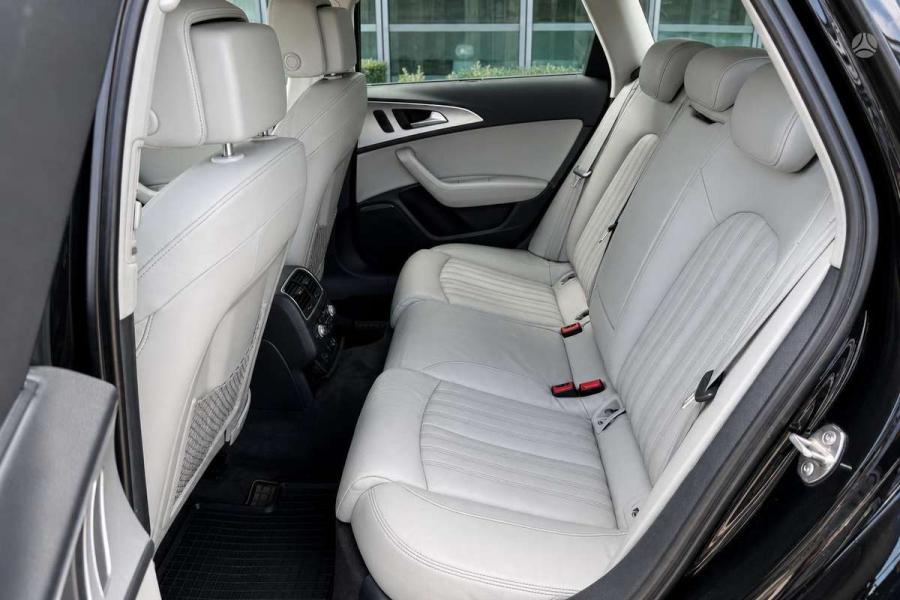Melns Audi A6 Allroad 2013 Viļņa, ar dzinēja tilpumu 3.00 L un nobraukumu 267 tūkst. km par 11350 €, foto 7 vietnē AUTOMOTO.COM.LV