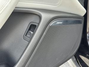 Black Audi A6 Allroad 2013 in Vilnius, with an engine capacity of 3.00 L and mileage of 275 thousand km for 11350 €, photo 15 on AUTOMOTO.COM.LV