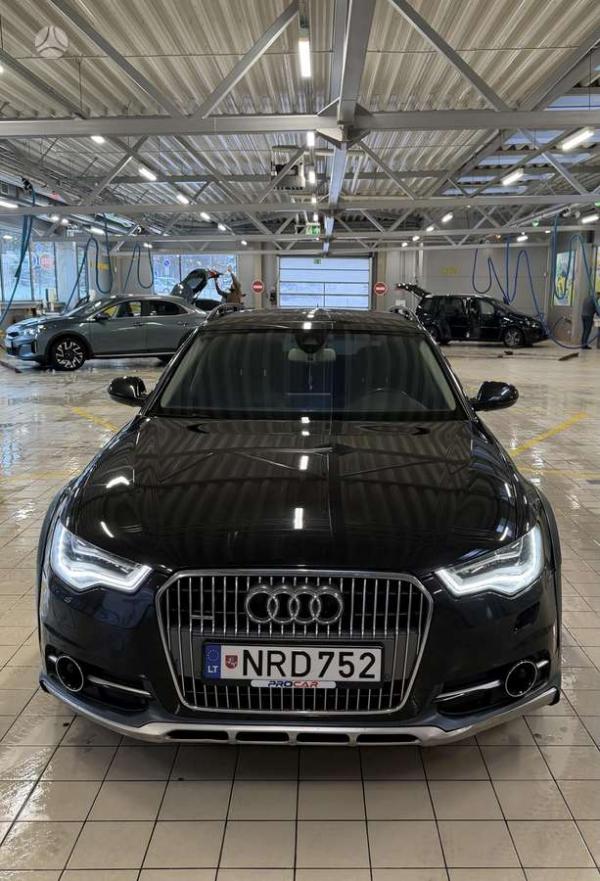 Black Audi A6 Allroad 2014 in Vilnius, with an engine capacity of 3.00 L and mileage of 289 thousand km for 11000 €, photo 1 on AUTOMOTO.COM.LV