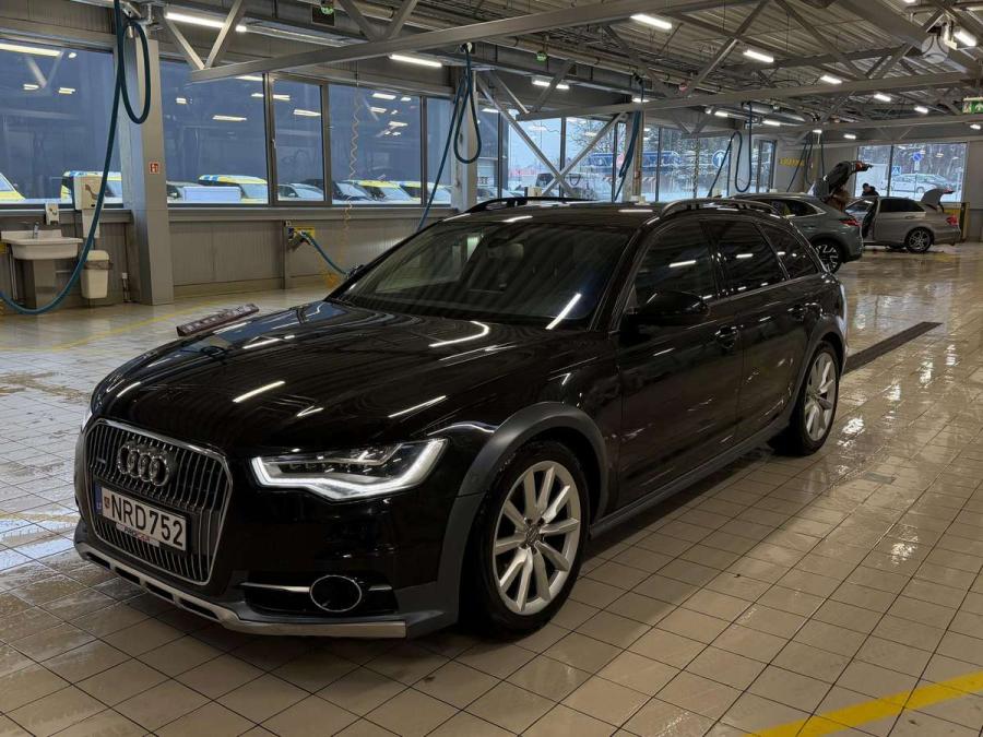 Melns Audi A6 Allroad 2014 Viļņa, ar dzinēja tilpumu 3.00 L un nobraukumu 289 tūkst. km par 11000 €, foto 2 vietnē AUTOMOTO.COM.LV