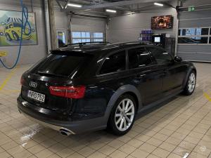 Melns Audi A6 Allroad 2014 Viļņa, ar dzinēja tilpumu 3.00 L un nobraukumu 289 tūkst. km par 11000 €, foto 5 vietnē AUTOMOTO.COM.LV