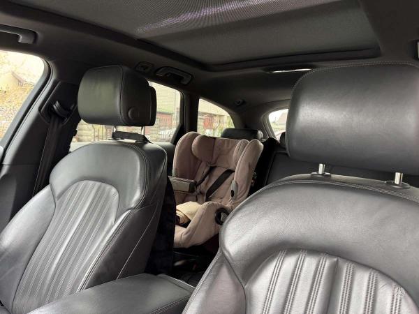 Black Audi A6 Allroad 2014 in Marijampole, with an engine capacity of 2.97 L and mileage of 280 thousand km for 12500 €, photo 10 on AUTOMOTO.COM.LV