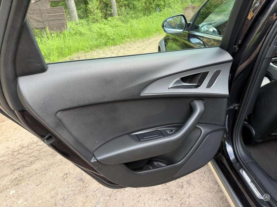 Black Audi A6 Allroad 2014 in Vilnius, with an engine capacity of 2.97 L and mileage of 212 thousand km for 11250 €, photo 29 on AUTOMOTO.COM.LV
