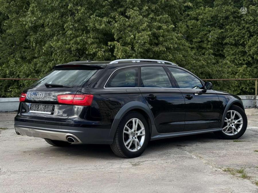 Black Audi A6 Allroad 2014 in Vilnius, with an engine capacity of 2.97 L and mileage of 267 thousand km for 13600 €, photo 16 on AUTOMOTO.COM.LV
