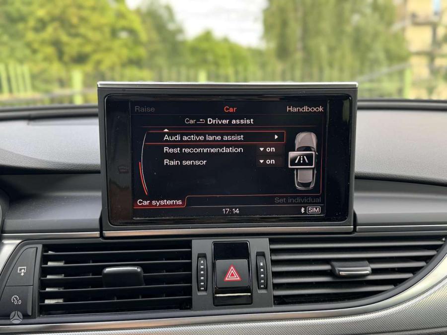 Black Audi A6 Allroad 2014 in Vilnius, with an engine capacity of 2.97 L and mileage of 267 thousand km for 13600 €, photo 24 on AUTOMOTO.COM.LV