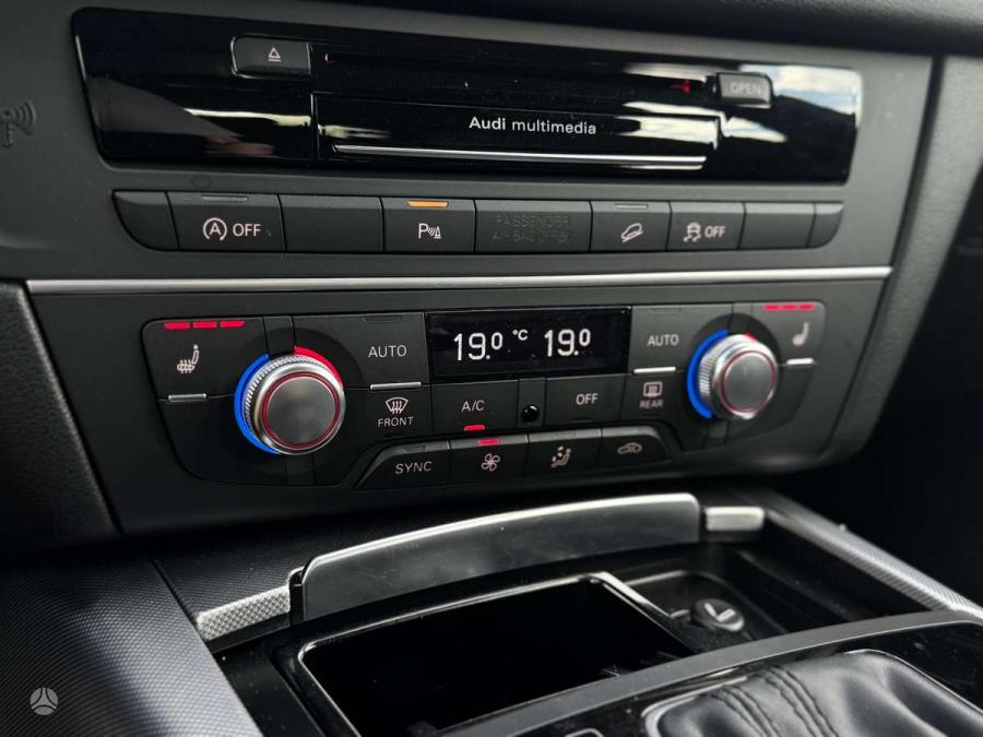 Black Audi A6 Allroad 2014 in Vilnius, with an engine capacity of 2.97 L and mileage of 267 thousand km for 13600 €, photo 26 on AUTOMOTO.COM.LV