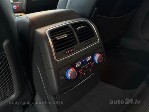 Black Audi A6 Allroad 2014 in Tallinn, with an engine capacity of 3.00 L and mileage of 221 thousand km for 15490 €, photo 22 on AUTOMOTO.COM.LV