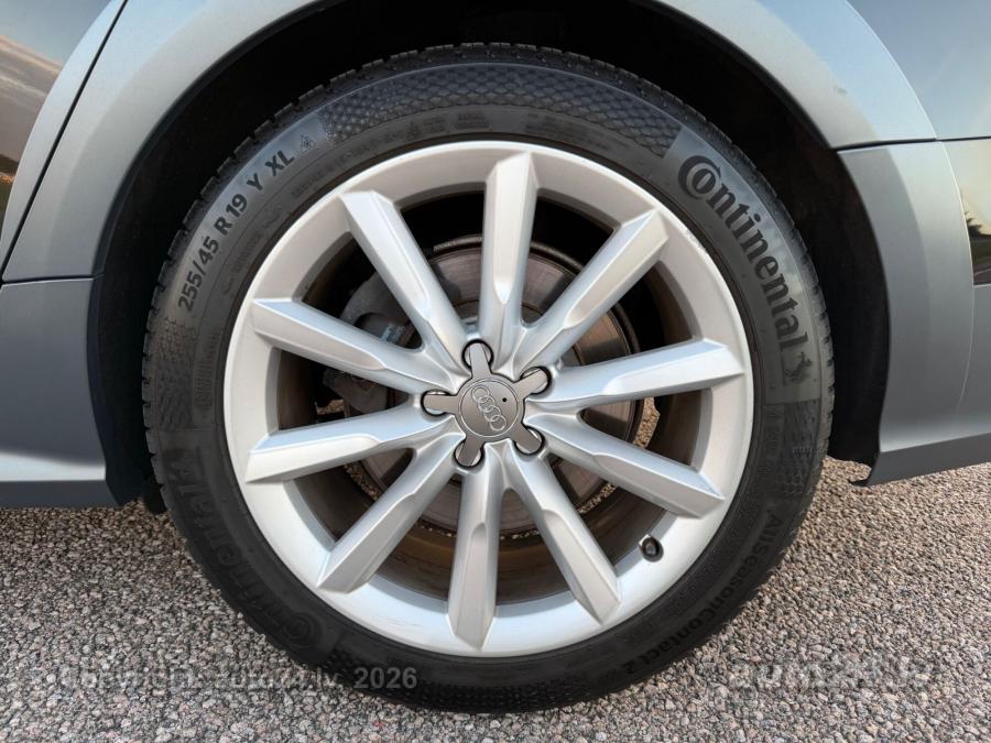 Black Audi A6 Allroad 2014 in Tallinn, with an engine capacity of 3.00 L and mileage of 221 thousand km for 15490 €, photo 30 on AUTOMOTO.COM.LV