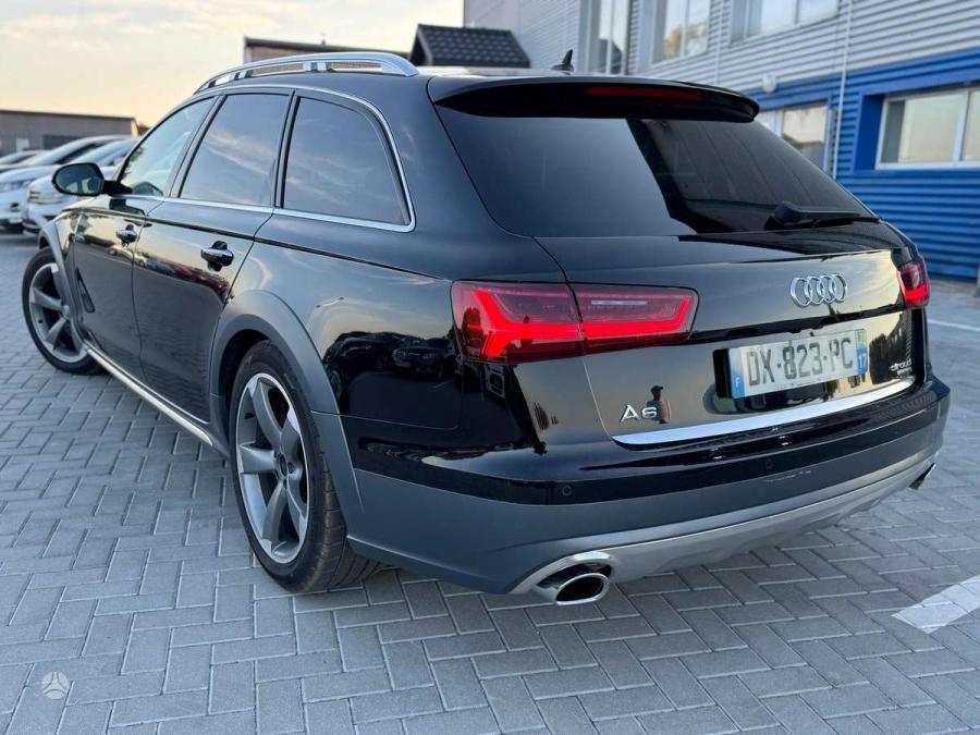Black Audi A6 Allroad 2015 in Taurage, with an engine capacity of 2.97 L and mileage of 292 thousand km for 15900 €, photo 7 on AUTOMOTO.COM.LV