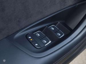 Black Audi A6 Allroad 2015 in Vilnius, with an engine capacity of 2.97 L and mileage of 161 thousand km for 20550 €, photo 27 on AUTOMOTO.COM.LV
