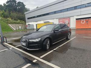 Melns Audi A6 Allroad 2015 Viļņa, ar dzinēja tilpumu 2.97 L un nobraukumu 370 tūkst. km par 12900 €, foto  vietnē AUTOMOTO.COM.LV