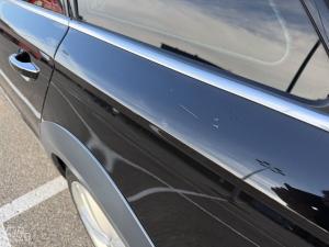 Melns Audi A6 Allroad 2015 Kauņa, ar dzinēja tilpumu 3.00 L un nobraukumu 278 tūkst. km par 13200 €, foto 24 vietnē AUTOMOTO.COM.LV