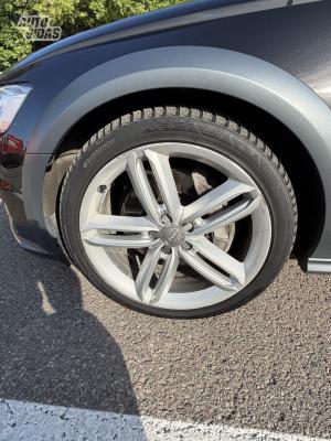 Melns Audi A6 Allroad 2015 Kauņa, ar dzinēja tilpumu 3.00 L un nobraukumu 278 tūkst. km par 13200 €, foto 28 vietnē AUTOMOTO.COM.LV