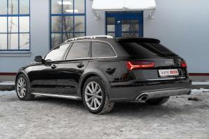 Black Audi A6 Allroad 2016 in Vilnius, with an engine capacity of 2.97 L and mileage of 283 thousand km for 15999 €, photo 6 on AUTOMOTO.COM.LV