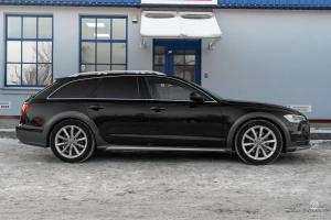 Black Audi A6 Allroad 2016 in Vilnius, with an engine capacity of 2.97 L and mileage of 283 thousand km for 15999 €, photo 10 on AUTOMOTO.COM.LV