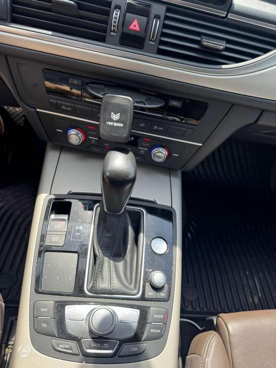 Black Audi A6 Allroad 2016 in Kaunas, with an engine capacity of 3.00 L and mileage of 257 thousand km for 12950 €, photo 12 on AUTOMOTO.COM.LV