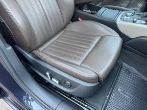 Black Audi A6 Allroad 2016 in Kaunas, with an engine capacity of 3.00 L and mileage of 257 thousand km for 12950 €, photo 14 on AUTOMOTO.COM.LV