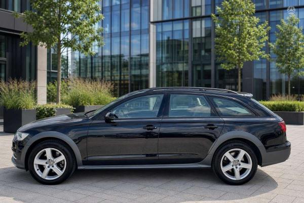 Black Audi A6 Allroad 2016 in Vilnius, with an engine capacity of 3.00 L and mileage of 245 thousand km for 12950 €, photo 5 on AUTOMOTO.COM.LV
