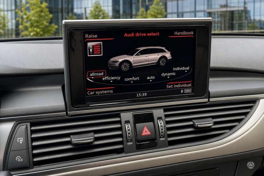 Black Audi A6 Allroad 2016 in Vilnius, with an engine capacity of 3.00 L and mileage of 245 thousand km for 12950 €, photo 14 on AUTOMOTO.COM.LV