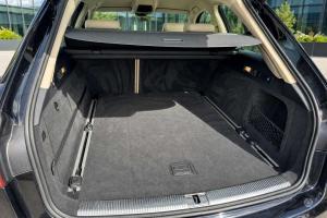 Black Audi A6 Allroad 2016 in Vilnius, with an engine capacity of 3.00 L and mileage of 245 thousand km for 12950 €, photo 16 on AUTOMOTO.COM.LV
