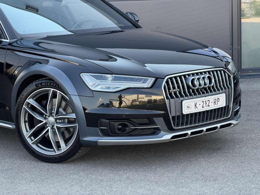 Black Audi A6 Allroad 2017 in Jonava, with an engine capacity of 2.97 L and mileage of 210 thousand km for 19999 €, photo 15 on AUTOMOTO.COM.LV