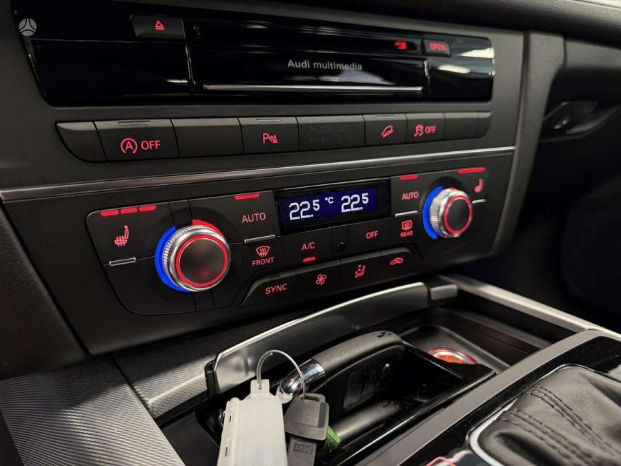 Black Audi A6 Allroad 2017 in Klaipeda, with an engine capacity of 2.97 L and mileage of 338 thousand km for 17250 €, photo 14 on AUTOMOTO.COM.LV